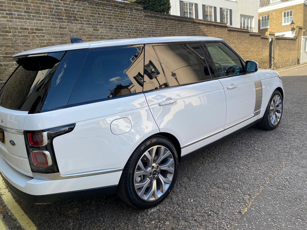 2021 RANGE ROVER Autobiography P400E – Falcon Autos