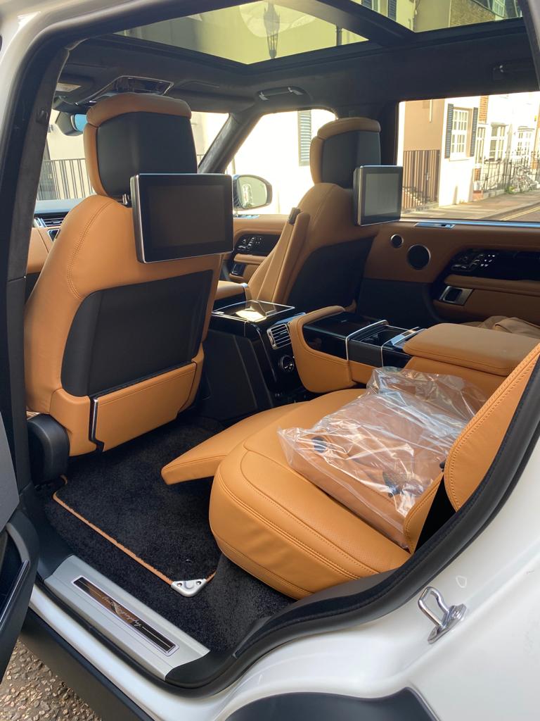 2021 RANGE ROVER Autobiography P400E – Falcon Autos